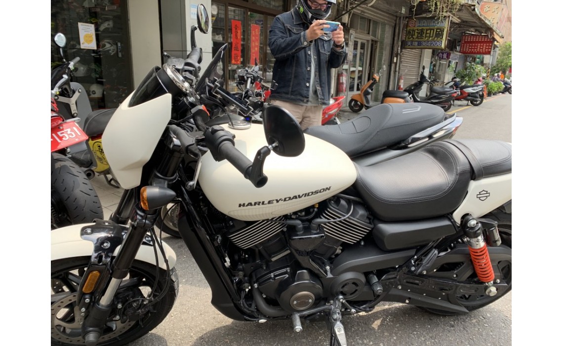 RAM MOUNTS安裝範例 Harley Davidson Street XG750